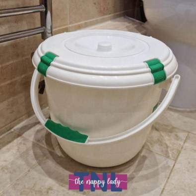 How do you use a nappy bucket? - The Nappy Lady